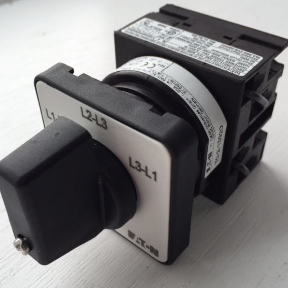Eaton 7 Ammeter position Selector Switch (T0-3-8048/E)